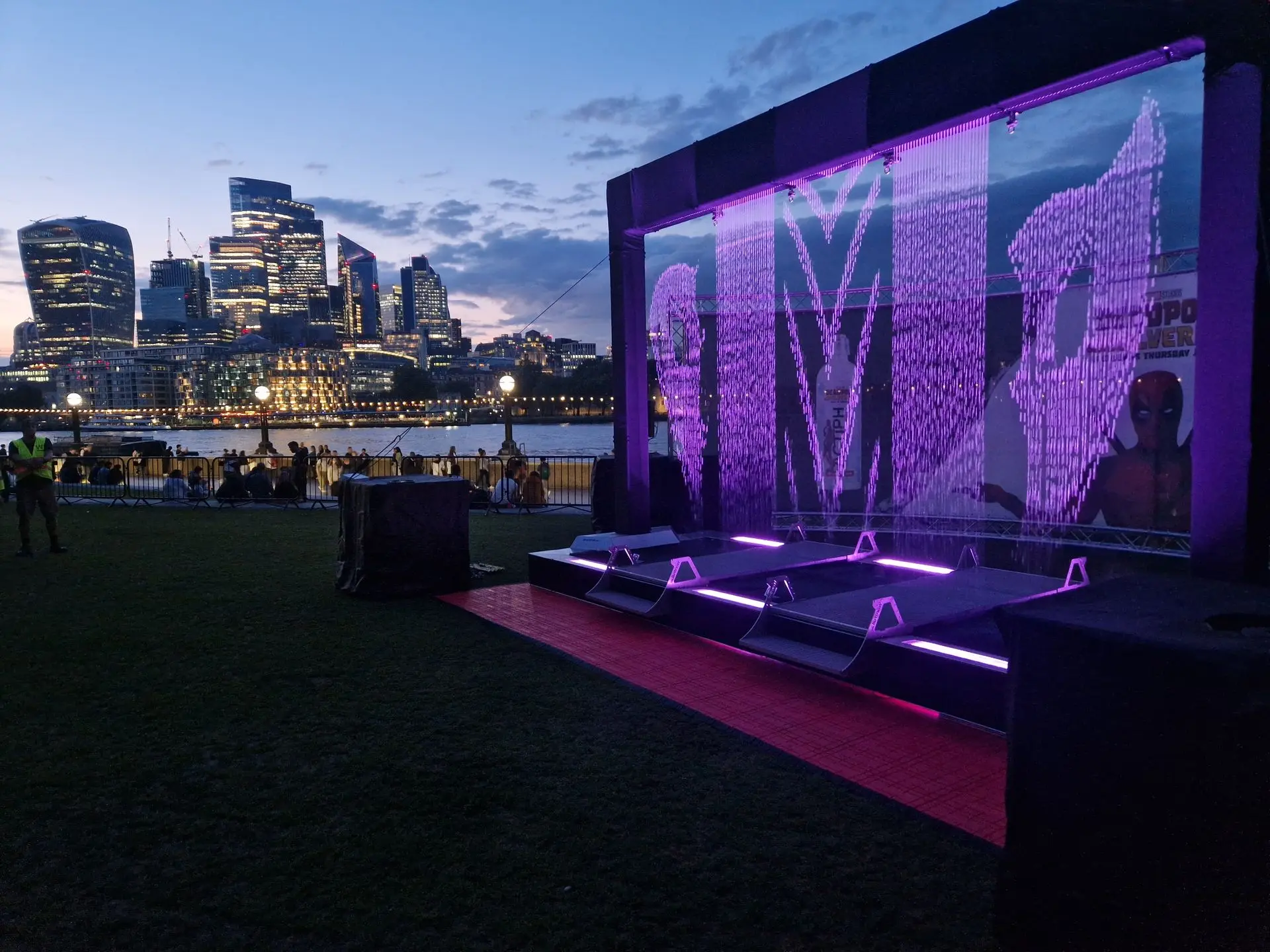 Top 3 delle idee per eventi di lusso | Waterfall Water Display