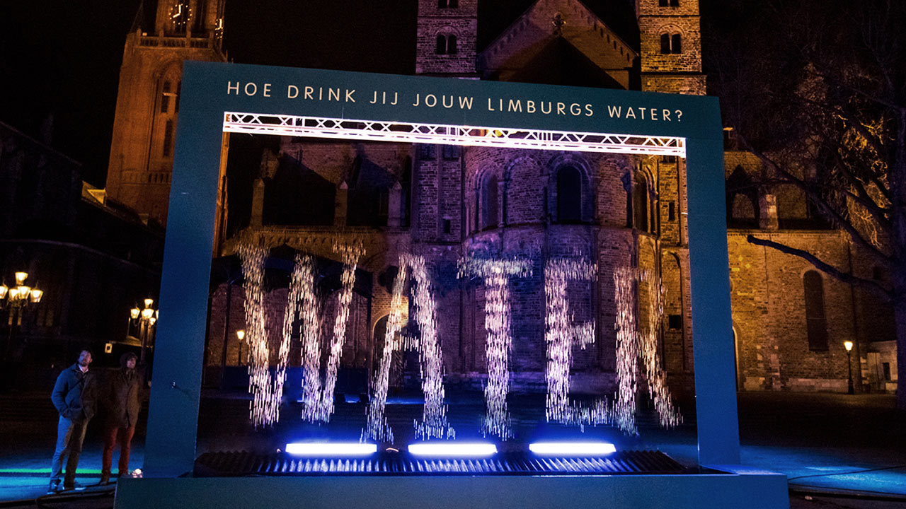 Wordfall - Digital Water Curtain. Interactive Water Wall